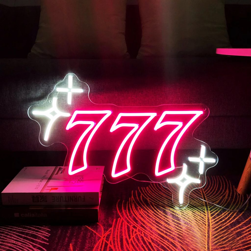 Lucky Seven 7 Neon Sign | Liuyang Lamps